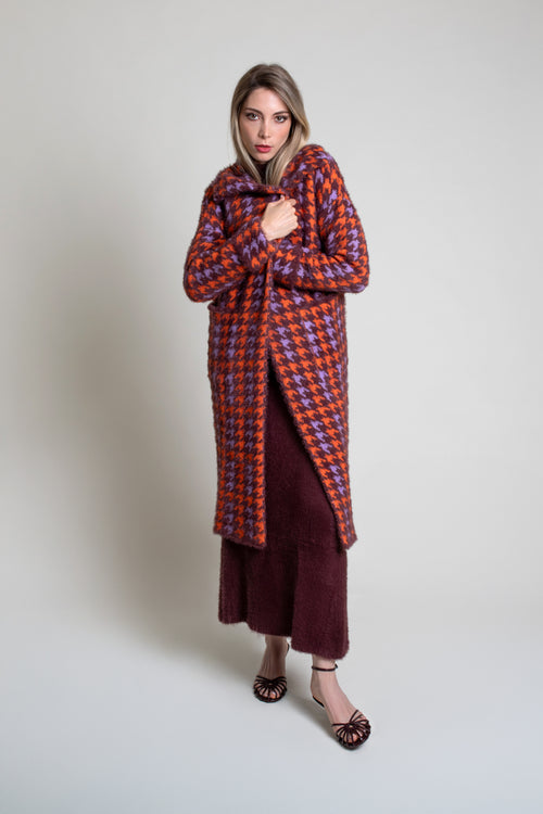 Pisonero: Moda femenina de punto tricot fabricada en España.